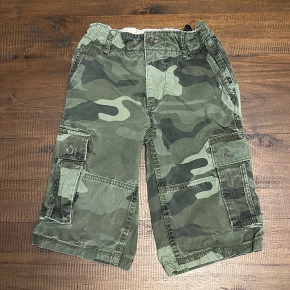 GAP | Bottoms | Super Cute Gap Boys Camo Cargo Shorts | Poshmark
